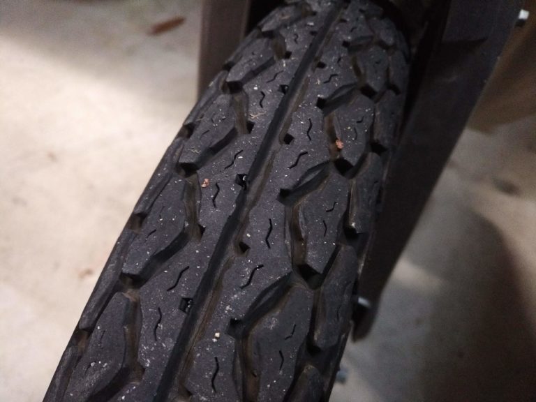 スーパーカブ90にIRCのGP-5を入れた | リラックスが大事